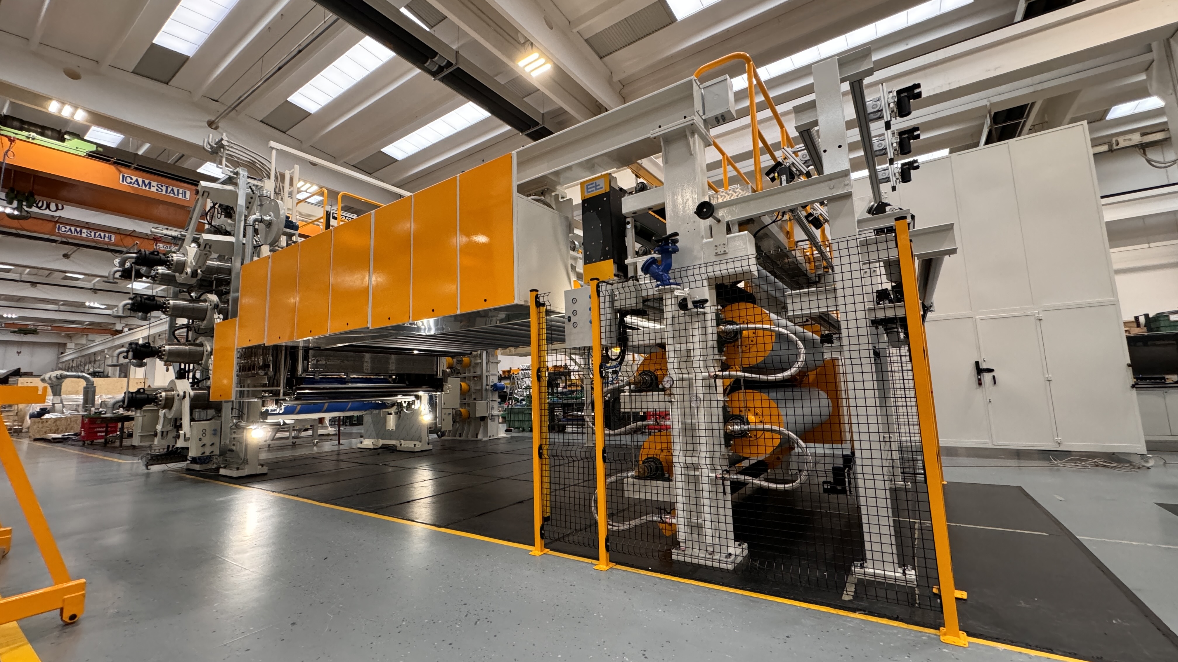 義大利Rodolfo Comerio 公司最新一代Calender壓延機